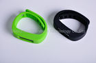Low Radiation Green Silicone Bluetooth Smart Watch For 2.1 IOS Android System