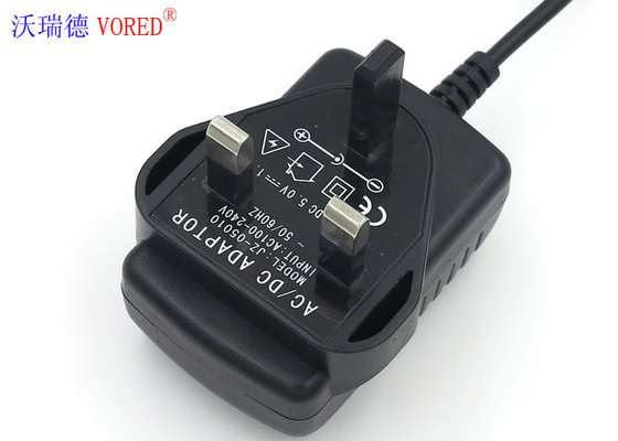 UK Plug Lithium Battery Charger 100-240V AC 50 / 60HZ Input Plug In Connection