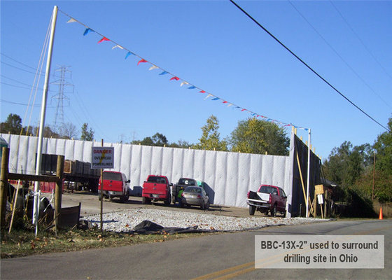 Green outdoor sound barrier walls residential Application 3&quot;x12' x 2pcs for 6'x12' temporary chain link fence supplier