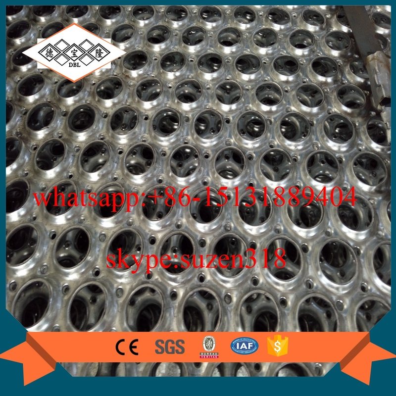 perforated safety grating / perf o grip / steel gratings for roof and floor