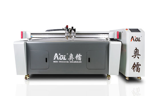 cnc leather shoes upper cutting machine