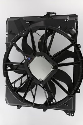 Single Radiator Cooling Fans Aftermarket BMW Parts OEM 17427562080 NRF 47586