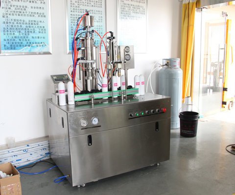 Stainless Steel Aluminum Can Filling Machine For Oxygen Gas / Fresh Air