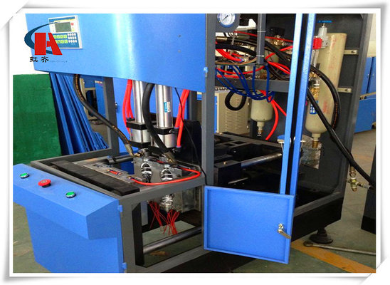 Beverage PET Stretch Blow Molding Machine , Water Bottle Making Machine With Far - Infrared Heater