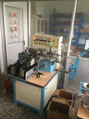 Efficient Label Hot Ribbon Cutter / Label Cut And Fold Machine