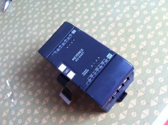 Special offer clearance area authentic Japan Keane KEYENCE PLC KV-E4XT
