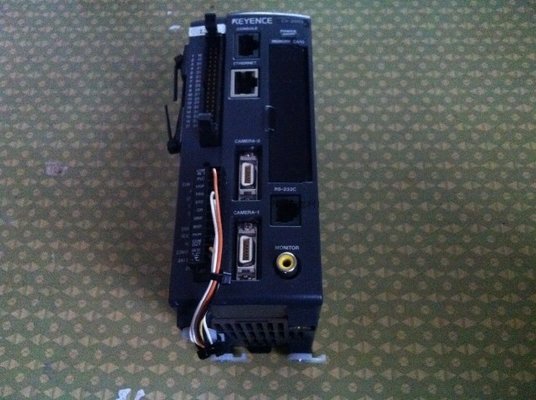 Authentic Japan KEYENCE keyence vision systems video systems CV-2000 clearance sale
