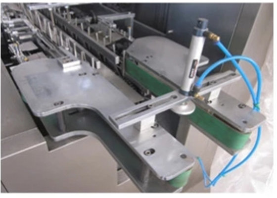 Small Scale High Speed Cartoning Machine Mask And Coffee Bag Packaging