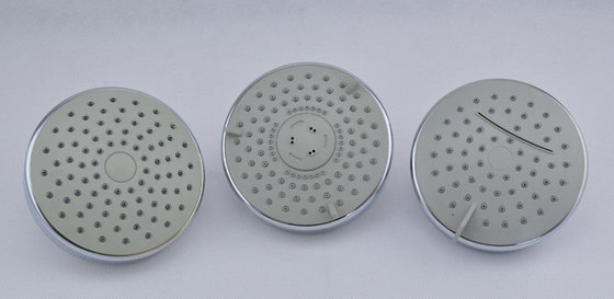 Water Purifying Overhead Shower Head With Filter Round Shape For Bathroom