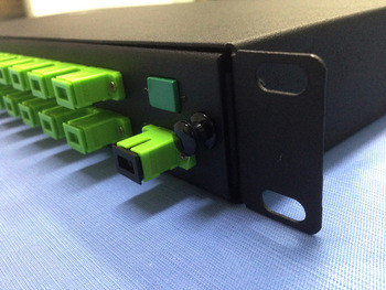 1 x 32 ways Rack Mount PLC Splitter Low Insertion Loss and high Return Loss
