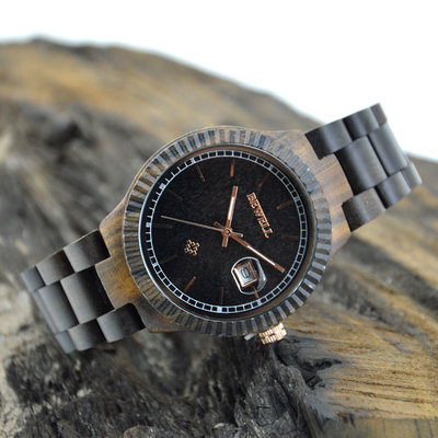 Custom Black Sandalwood Womens Wooden Watches With 12 Months Warranty