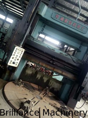 Used Wuhu 2.5m Vertical Lathe