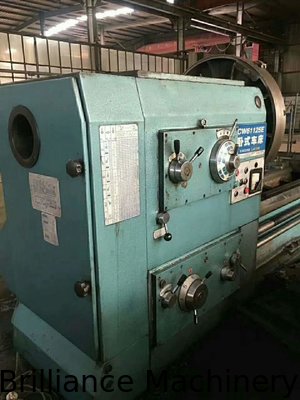 Used SPARK 61125 Horizontal Lathe