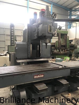 2000 Makino 2100 Large machining center, Vertical