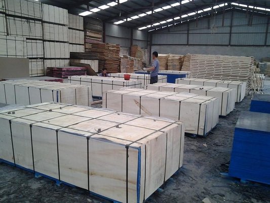 Waterproof Artificial Phenolic Film Faced Plywood for Construction Concrete Formwork 5 - 15 Layer