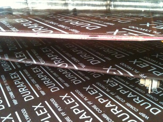 Brown Film Faced Construction Plywood Four Edges With Water-Proof Paint