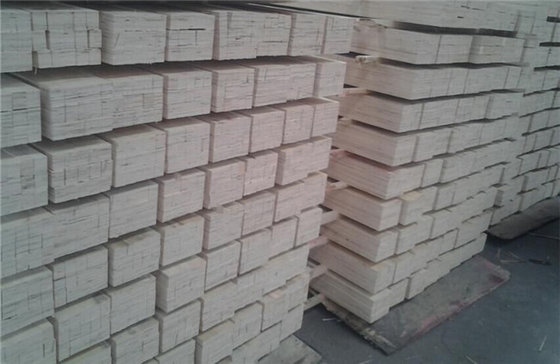 Packing Standard Laminate Veneer Timber LVL Board / LVL Timber