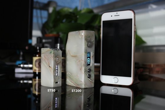 Portable high quality Dovpo ST200 temp control box mod bettery AK100 best selling in USA market