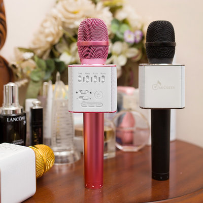 The new mini bluetooth speaker lapel microphone wireless microphone micgeek Q9 upgrade from microphone Q7