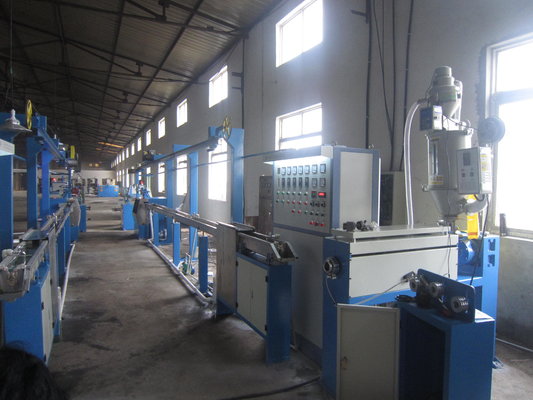PLC Hdpe Pipe Extrusion Machine , Horizontal High Speed Screw Extruder Machine