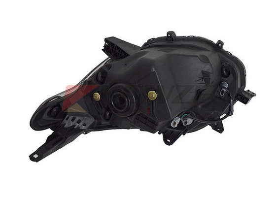 8301C724 Mitsubishi L200 Parts Right Headlamp Assembly 2015 Trition KK3T KL1T KL3T