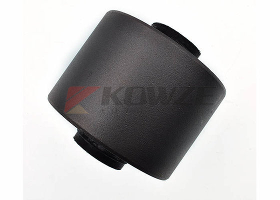 Mitsubishi Pajero Car Parts Big Front Differential Mount Bushing MR374575