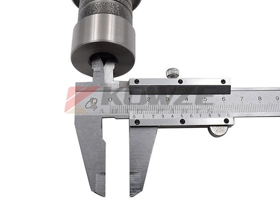 MD375060 Mitsubishi Lancer Spare Parts /  Mitsubishi Lancer Camshaft Iron Material