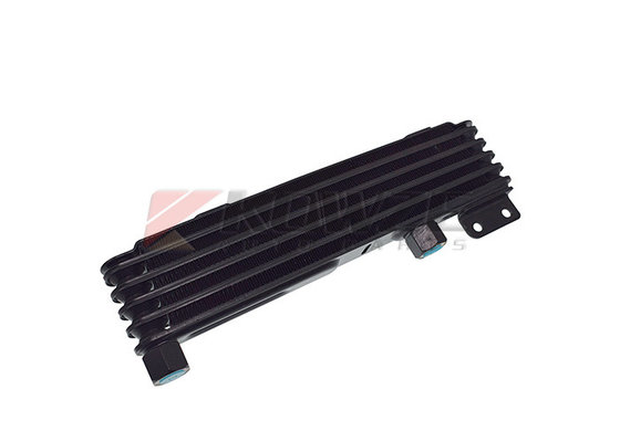 MR111819 Mitsubishi L200 Parts Engine Oil Cooler L200 K74T K64T 4D56