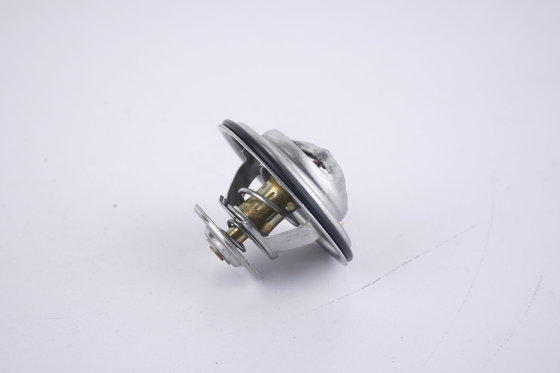 SKODA / VOLKSWAGEN Vehicle Thermostat 078121113F 077121113  SWT2604-87
