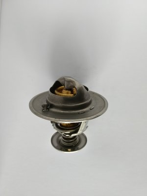 NISSAN Thermostat 082315171A 083915171A 855315171  21200-16A00 21200-76204 SWT1518-82