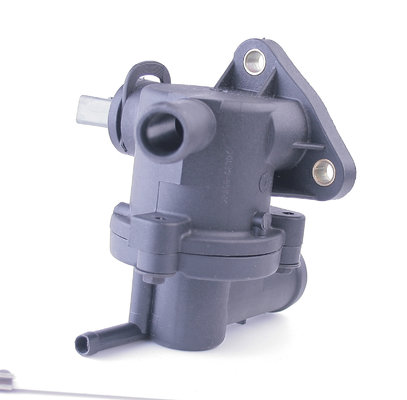 Coolant Outlet Flange Thermostat Housing Assembly 047121111C 047121111D 047121111E for SKODA