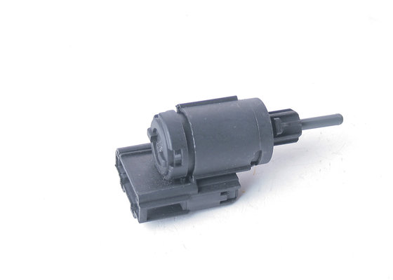 AUDI VW BORA Car Switches , 1J0945511D 1J0945511C 1J0945511A 1J0945511B Brake Light Switch