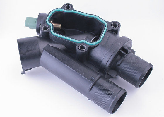 LANCIA Coolant Outlet Flange 1336Z4 9657182080 1427919 6G908A586AA Engine Coolant Thermostat Housing