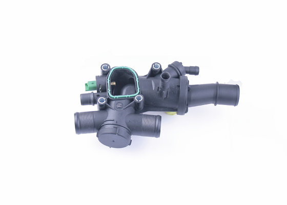 Car Components Thermostat Water Outlet Assembly 3M5Q8A587AA 1336Y9 9656182980 1313679