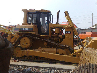 Japan D6H caterpillar bulldozer,cat dozer D5C,D5H,D5M,D6D,D6G,D6R,D7G,D7H for sale supplier