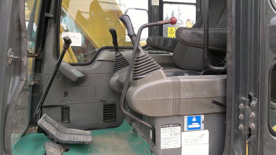 One year warranty komatsu excavator pc120-6,japan excavator pc60,pc200-5,pc200-6,pc200-7,pc200-8,pc220-6 for sale supplier