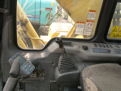 Good condition pc300-6 komatsu excavator,also pc200-5,pc200-6,pc200-7,pc220-6,pc300-7 for sale supplier