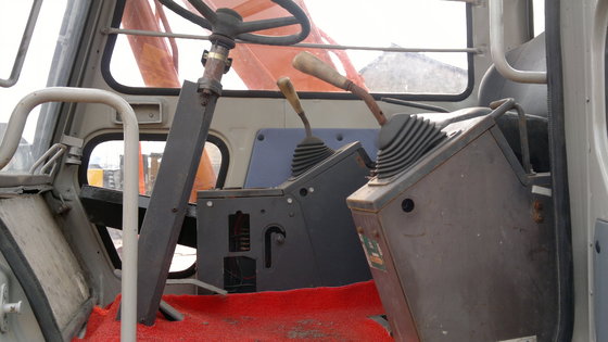 One year Warranty EX100WD hitachi wheel excavator,Japan excavator ex120-3,ex120-5,ex200-2,ex200-3,ex300 supplier