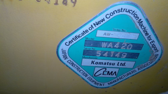 Japan komatsu loader WA420-3,also used loader WA380-6,WA380-3,WA320,WA400-1 supplier