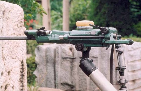 YT28 Rock Drill