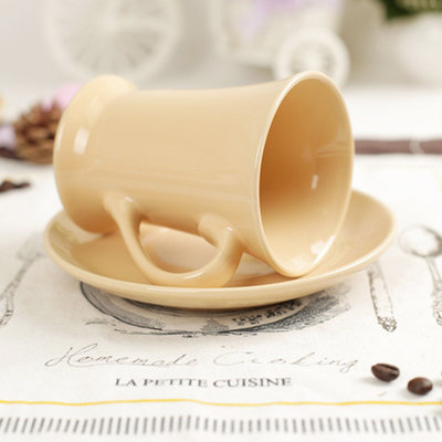 Stoneware Material Promotional Ceramic Coffee Mugs Saucer Set Dish Heart Shaped