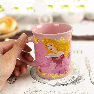Beautiful Girl Design Pink Promotional Coffee Travel Mugs Modern Art Eco - Friendly