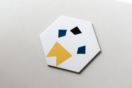 Hexagon de Keramische tegel Matte Oppervlakte van de hoogwaterabsorptie voor Restaurant/Hotel