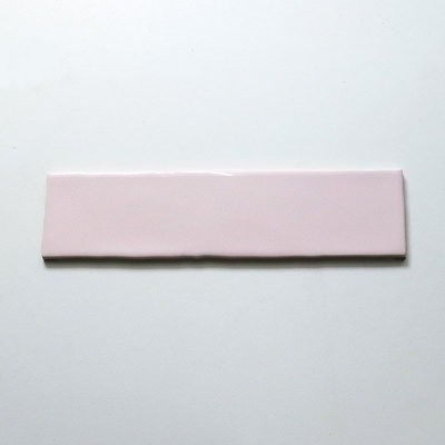 Met de hand gemaakte Golvende Ceramische de Muurtegel 7mm van de Randbadkamers Dikte Lichtrose Kleur