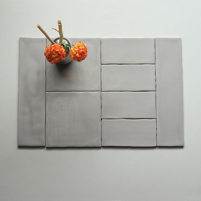 75x150/150x150/75x300 mm-de Onregelmatige Golf Rand Verglaasd Grey Wall Tile van het Grootteontwerp