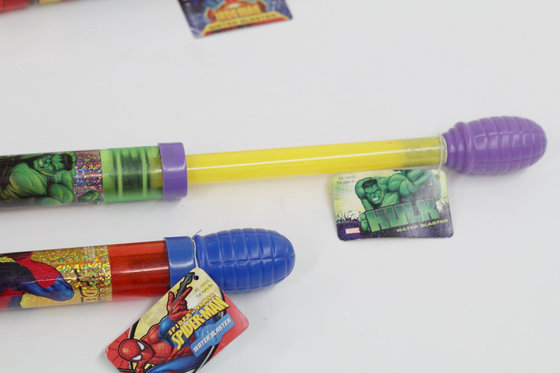 Tube Super Pump Spiderman Water Shooter , Childrens Plastic Toys