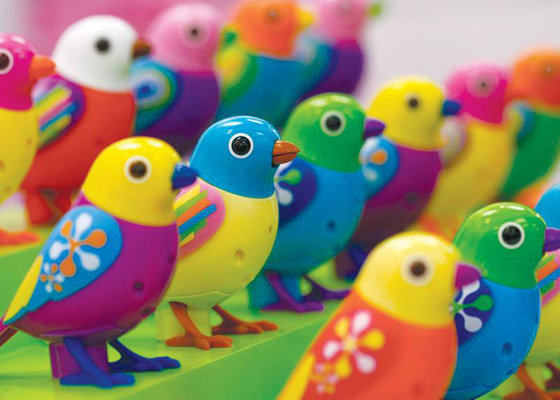 Regalo medio di Chrismas dei giocattoli degli uccelli di canto di Digital di conclusione per i bambini
