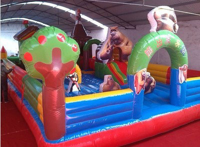 Outdoor Inflatable Sport Games Castle / Amusement Park Inflatable Obstacle Course