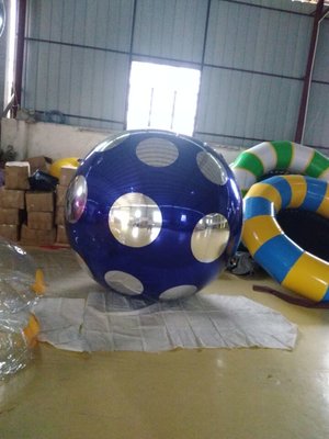 Boule gonflable adaptée aux besoins du client de miroir de point rayé avec les kits de réparation, 52*45*45cm