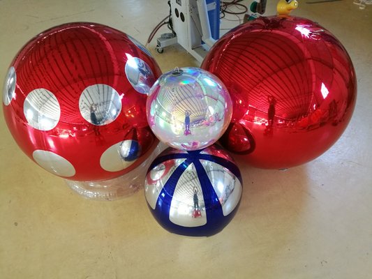 Boule gonflable de miroir de PVC d'argent commercial pour des décorations de partie de disco